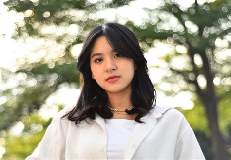 Disebut Sebagai Social Butterfly Ini Profil Zee Jkt 48