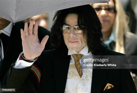 Michael Jackson Trial Photos Photos And Premium High Res Pictures