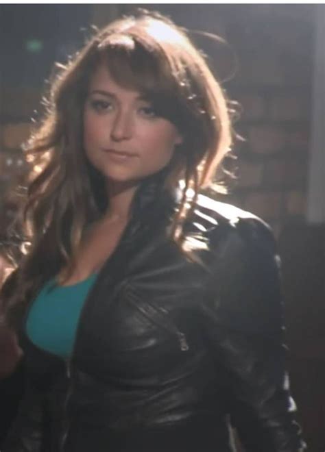 17 Best Images About Milana Vayntrub On Pinterest The Internet The