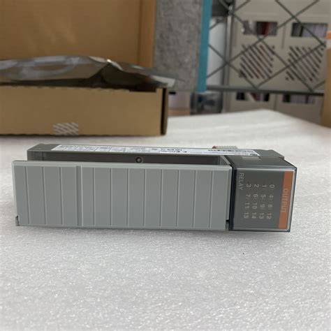 AB 1746 OW16 OUTPUT MODULE SLC 500 16 POINT RELAY 5 125VDC 50 60HZ NEW