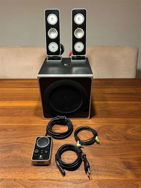 Logitech Z4 2 1 Speaker System 40w Rms Schwarz Kaufen Auf Ricardo