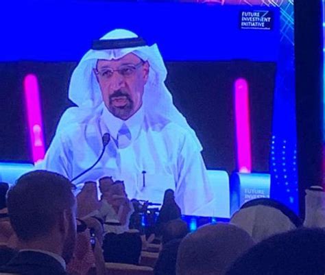 الفالح توقيع أكثر من 25 اتفاقية بتكلفة بلغت 56 مليار دولار