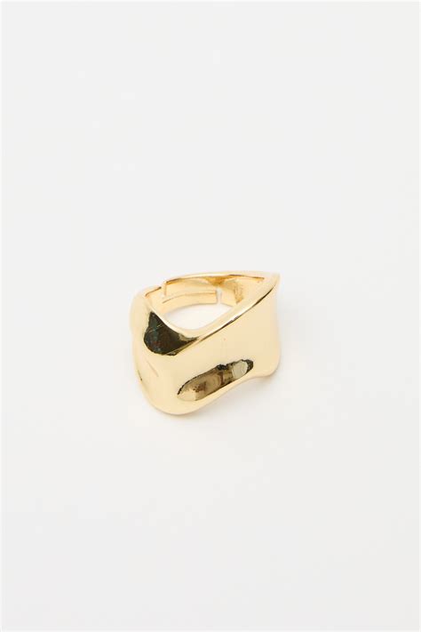 Wave Design Ring Gold Manuka