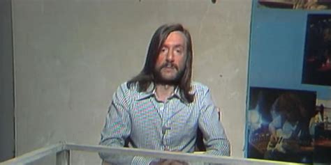 Muere Carlos Tena mítico presentador de RTVE y crítico musical