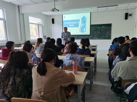 宣传政策 强化服务 宁夏大学新闻传播学院