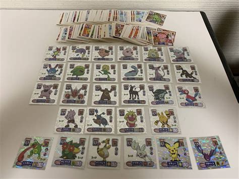 ポケットモンスター ポケモン 金銀 最強 シール烈伝 弐千 プリズム キラ ゴールドシール 28枚 ノーマル 大量セット 当時物 ピチューの