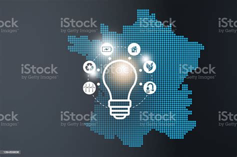 에너지 절약 개념 발전 아이콘 그래픽 인터페이스의 미래 산업을 가진 에너지 혁신 파란색 배경에 프랑스의 인터랙티브지도 전기 연료