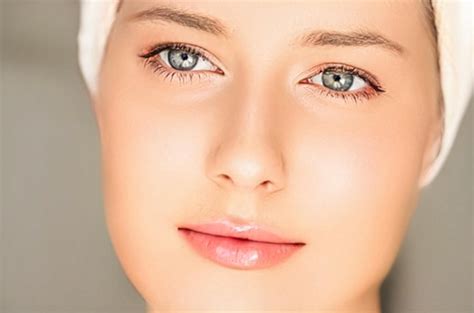 Premium Photo Skin Care And Beauty Routine Beautiful Woman With White