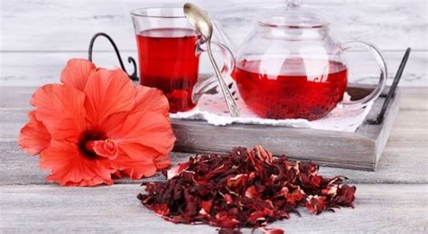 CHÁ DE HIBISCO Para que serve chá de hibisco É chá para desinchar