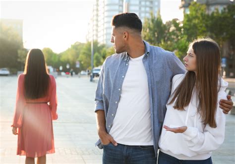 17 Señales De Que No Le Gustas Objetivo Vivir