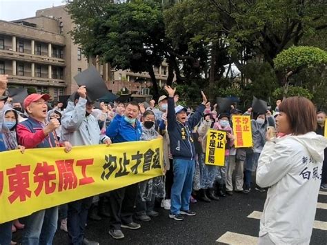 汐止人怒舉「黑紙」 要求汐東捷運先開工 大台北 地方 聯合新聞網