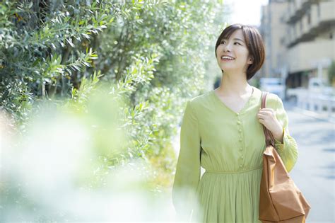 【50代に聞いた】トートバッグが欲しい「ブランド」ランキングtop38！ 第1位は「プラダ」【2024年最新調査結果】（17） バッグ
