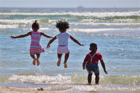 Images Gratuites plage mer côte eau le sable océan gens rive