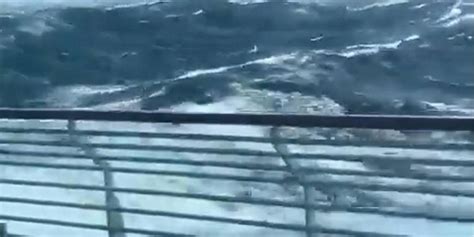 Video Terror En Un Crucero Quedaron Atrapados En Medio De Una