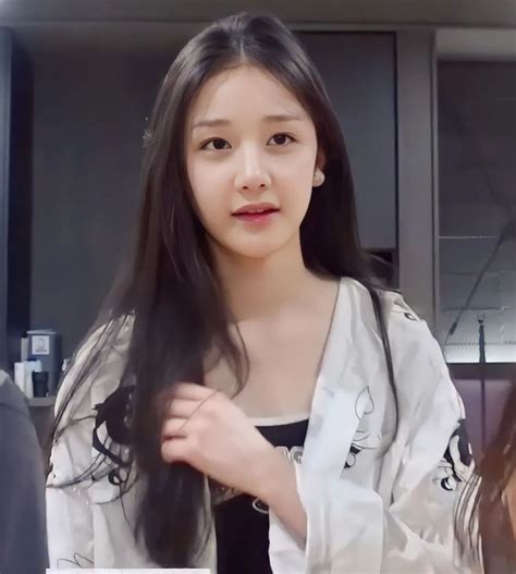 Pharita Pharita Yg BABYMONSTER Baemon Kpop Cosmic Girls Yg