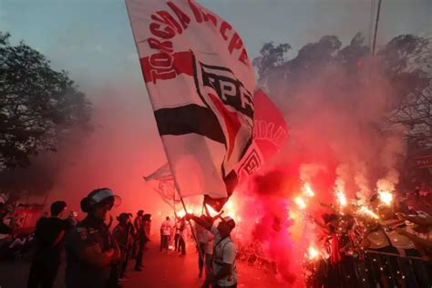 São Paulo vence o Corinthians e se classifica para a final Portal do