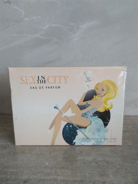 Sarah Jessica Parker Sex In The City Naced 100 Ml — ціна 450 грн у