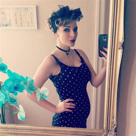 Small Bump Looking Great Scrolller