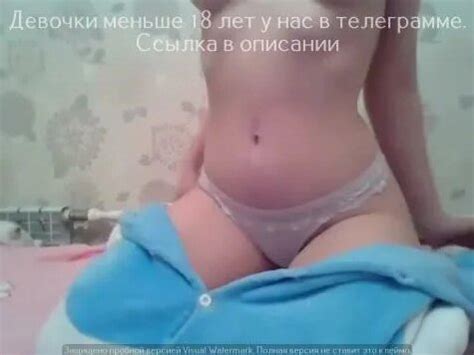 Школьница голая показывает свои дырочки малолетка показала писю и анал