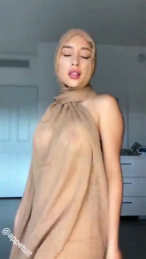 Wet Pussy Needs Fucking 185 Eporner