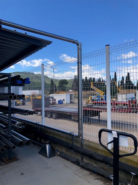 Instalación de gas natural tubería de acero inoxidable en fábrica Tecnic Gas