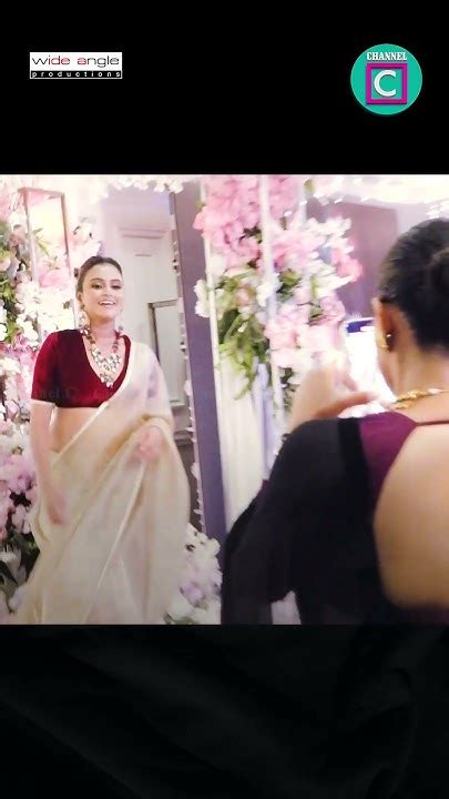 💃 අක්කාගේ Tiktok ශූට් කරන නංගි 👆 උඩ තියෙන සුදු පාට Subscribe කොටුව