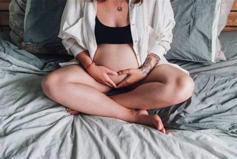 Are Swollen Hands And Feet Normal In Pregnancy Reddit