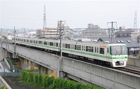 小判形のドア窓やオーバーハングの広い先頭車に注目！仙台市交1000n系が鉄コレで登場！ 鉄道ホビダス