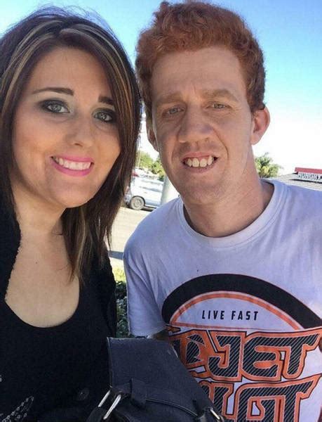 If These Nerds Can Get The Girl Then You Can Do It Too 33 Pics