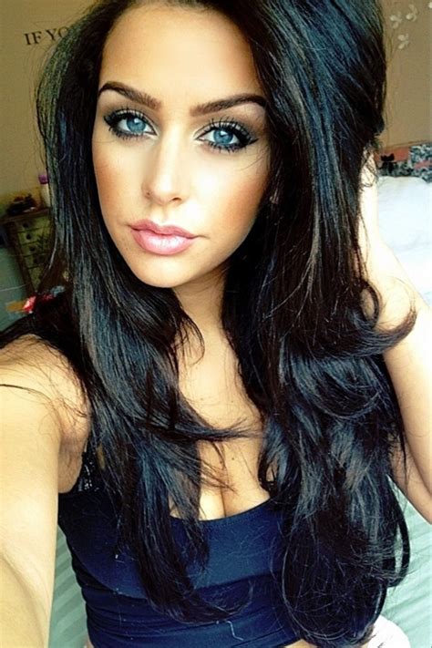 Carli Bybel Gorgeous Face Cliqua