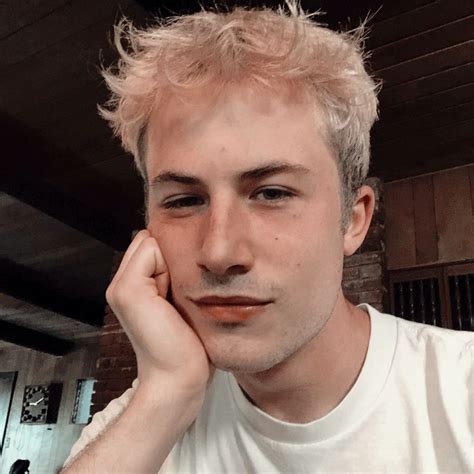 Lockscreens And Icons — Dylan Minnette Icons Like Or Reblog If You Save