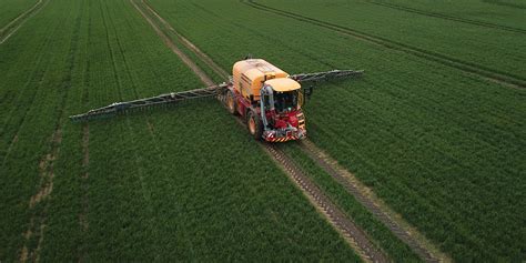 Using Organic Fertilisers To Improve Soil Health Fgs Organics Ltd