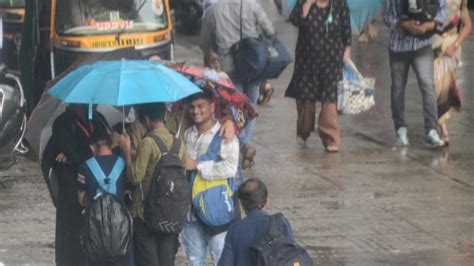 In Photos Heavy Rainfall In Mumbai Imd Issues Yellow Alert