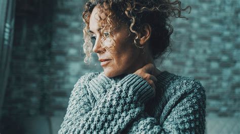 11 Things Emotionally Intelligent Women Do That Make Avoidant Men Uncomfortable Yourtango