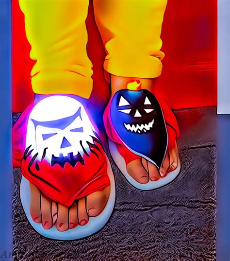 Halloween Toe Snacks By Anatomifeethis On Deviantart