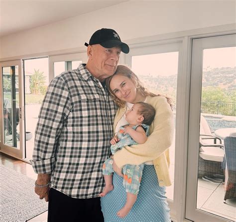 Bruce Willis Ενθαρρυντικά νέα στη μάχη του με την άνοια δίνει η κόρη