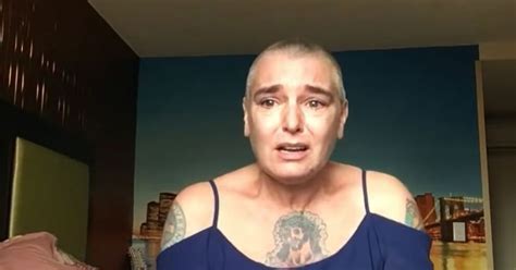 Tras La Muerte De Su Hijo Hospitalizan A La Cantante Irlandesa Sinéad
