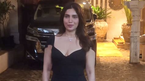 Black Is The Way To Go And Bhumi Pednekar Proves It Bollywood Hungama