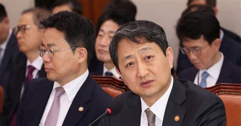 안덕근 장관 체코 원전 문서작업 완료4월말 최종계약 목표