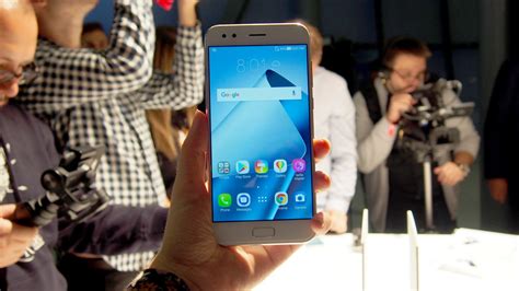 Asus Zenfone y Zenfone Pro opiniones tras primera toma de contacto vídeo y foto