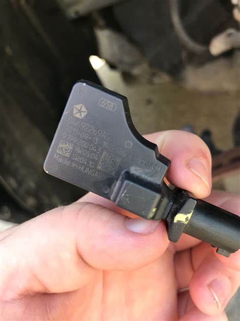 Negative Battery Terminal Temperature Sensor 51 Off