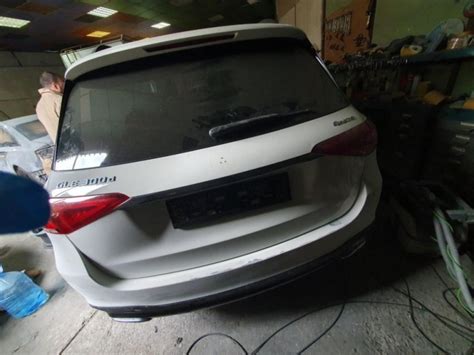 Разбиха схема за регистрация на автомобили с фалшиви свидетелства