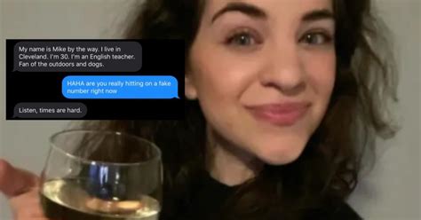 Woman Gets Wrong Number Text From Guy Who Was Given A Fake And They End Up Going On A Date