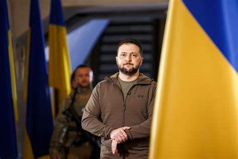 В соцсети Х обрушились с критикой на Зеленского после поста о помощи