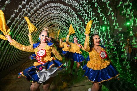 Fiestas Patrias Con Pedro Suárez Vértiz Y Pasacalle En El Circuito