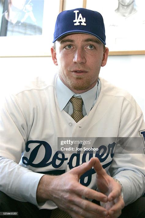 Los Angeles Dodgers Newest Acquisition Jd Drew At Press Conference