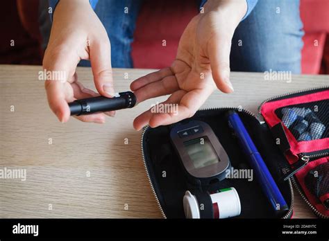 Blood Glucose Monitor Finger Hi Res Stock Photography And Images Alamy