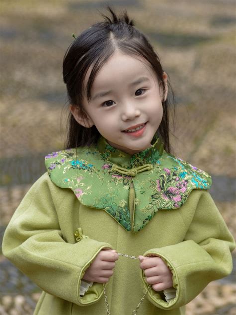 Girls Winter Qipao Green Chinese Style Tang Suit