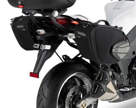 Кофры Givi - полезные аксессуары для любого мотоцикла
