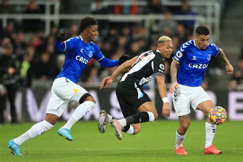 Allan Elogia Richarlison E Técnico Do Everton Mh Esportes